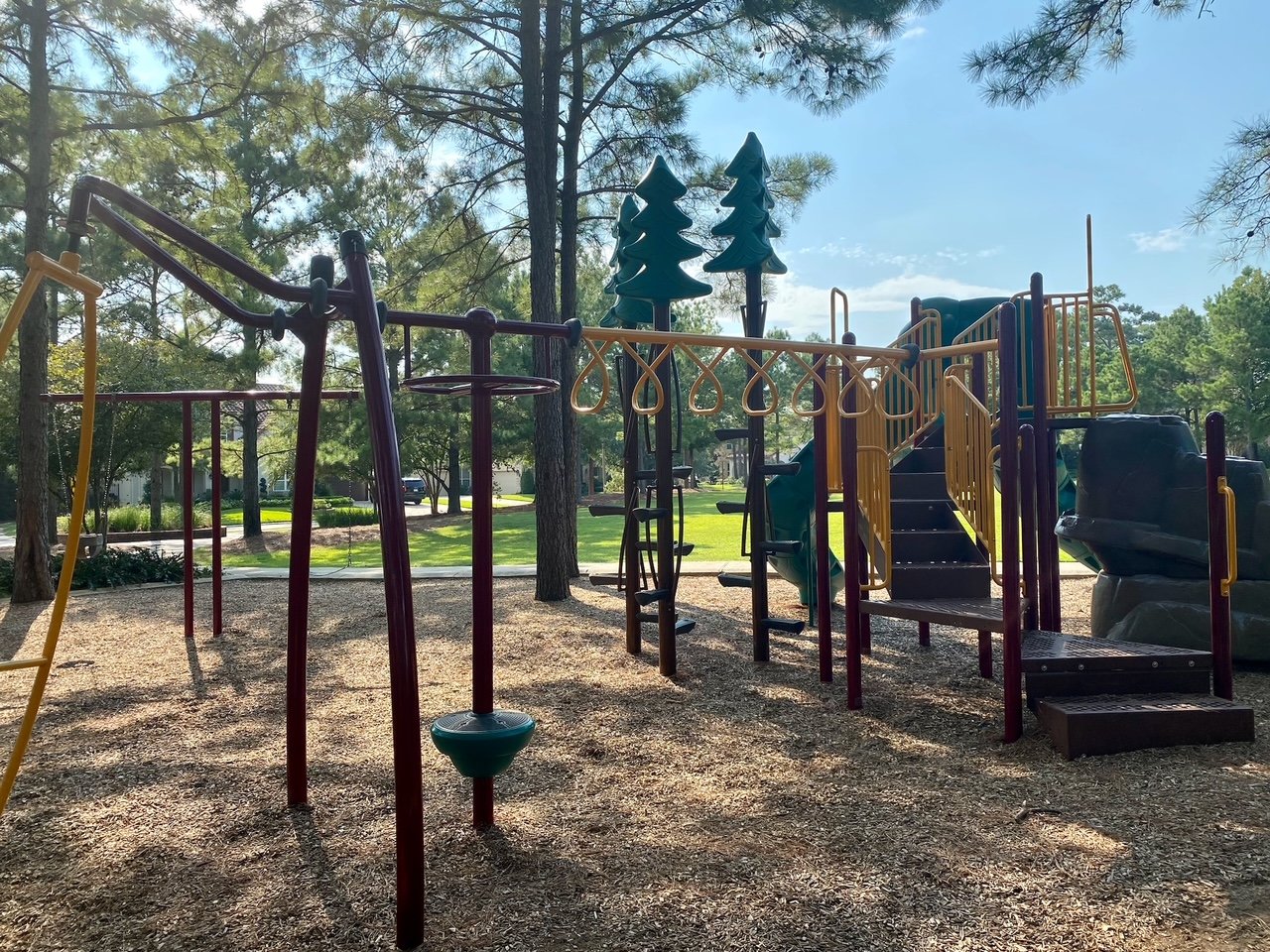 A Family Photo Tour: Spincaster Park in The Woodlands